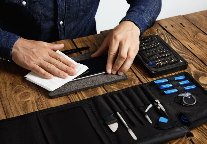 Expert Electronic Cleaning Services In Toronto